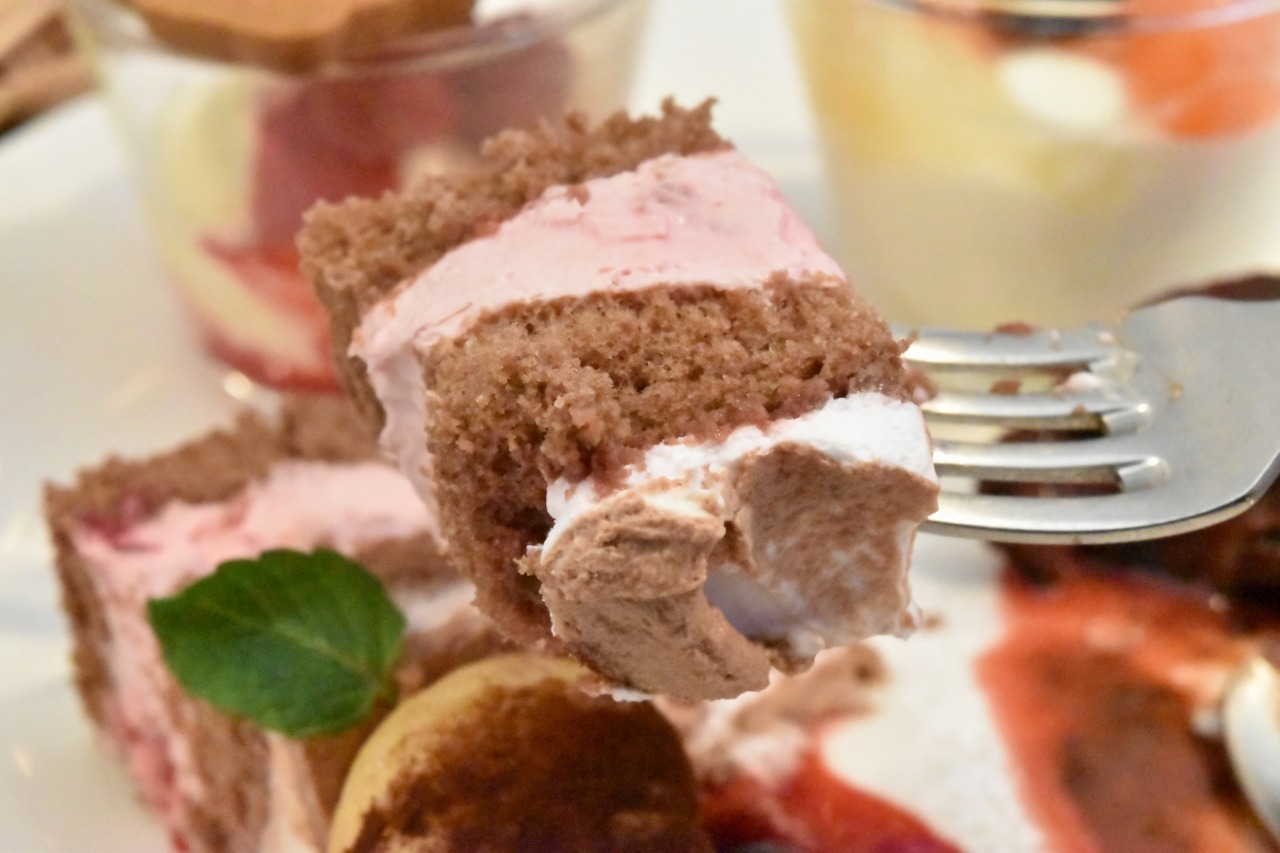 ”ペロリ顔ネコ”がキュート過ぎ♡「キャッツ ナップタイム アフタヌーンティーセット」で至福のひととき（写真 37/38） - mimot.(ミモット)