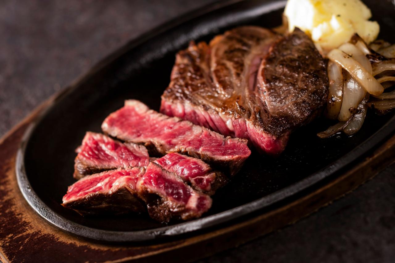 【肉好き必見♪】「絶品ステーキ」が“1kgまで増量”可能!! これはオトクすぎるっ! - うまい肉